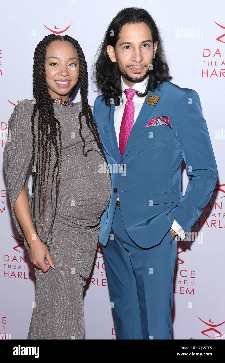 New York, NY, April 5, 2022, (L-R) Stephanie Rae Williams and Elmes ...