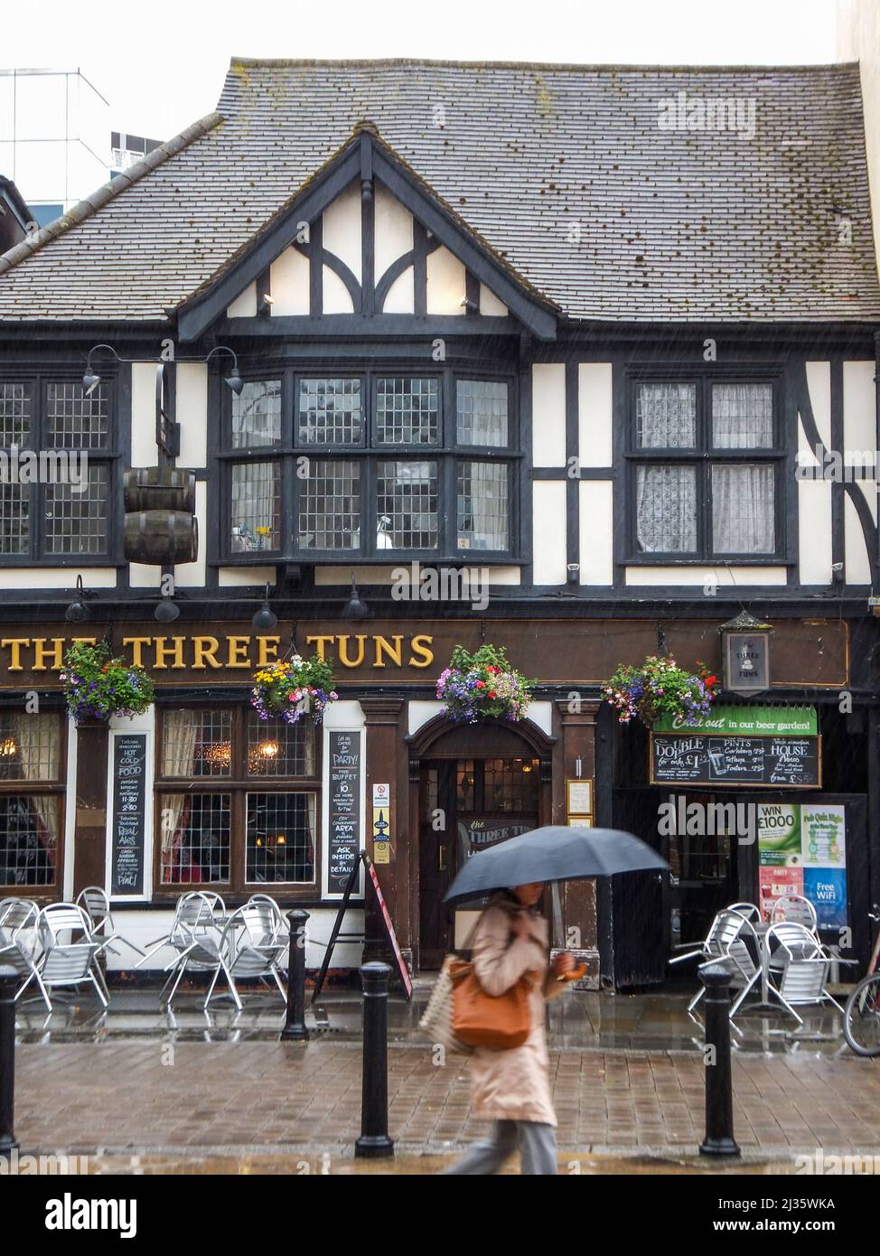 The Three Tuns Pub in Uxbridge, Hillingdon, London, UK Stock Photo - Alamy