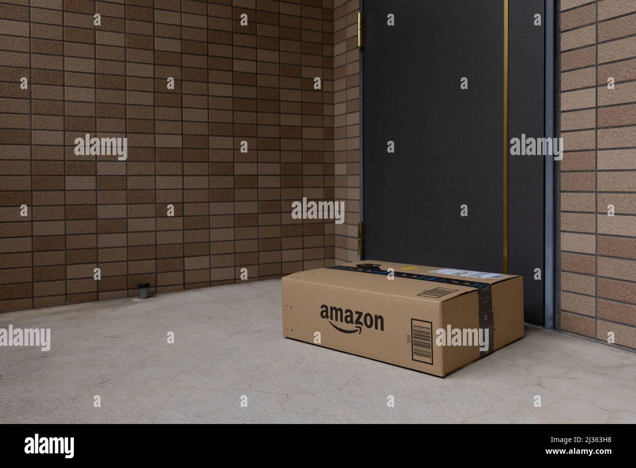 Japan amazon box hi-res stock photography and images - Alamy