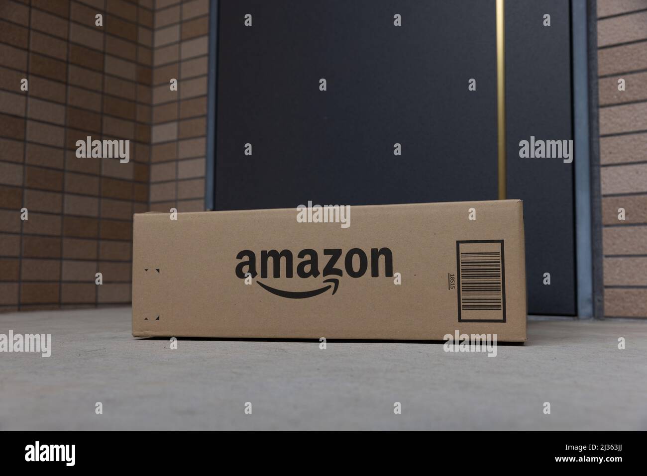 Amazon japan logo hi-res stock photography and images - Alamy