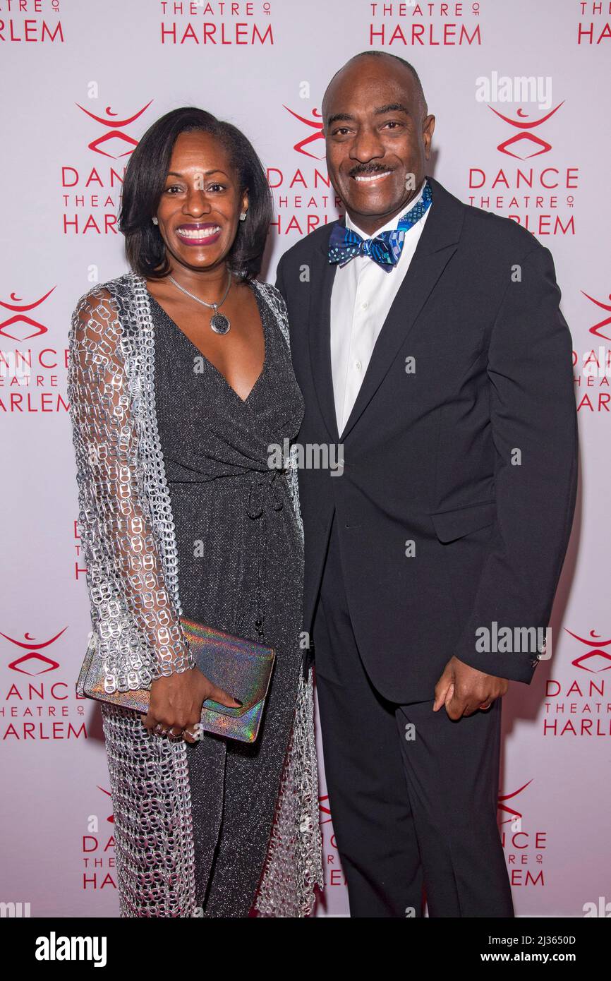 NEW YORK, NEW YORK - APRIL 05: Jacqui Francis and Reggie Van Lee attend ...