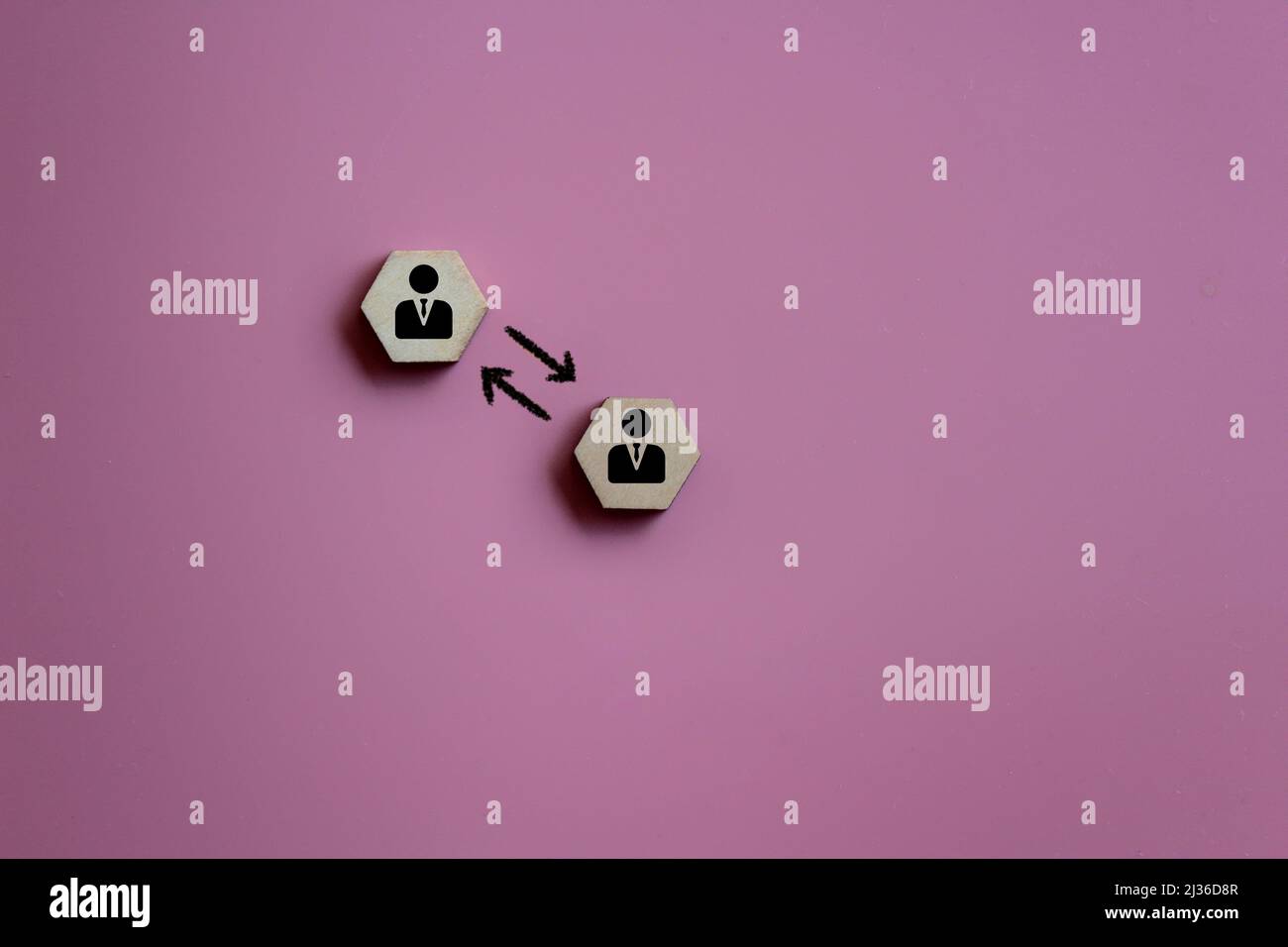 Peer to peer transfer hi-res stock photography and images - Alamy