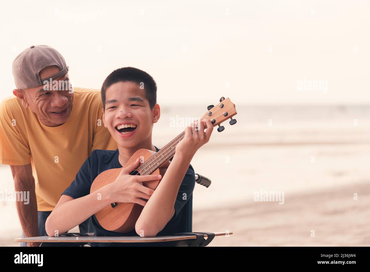 Child wheelchair instrument hi-res stock photography and images - Alamy