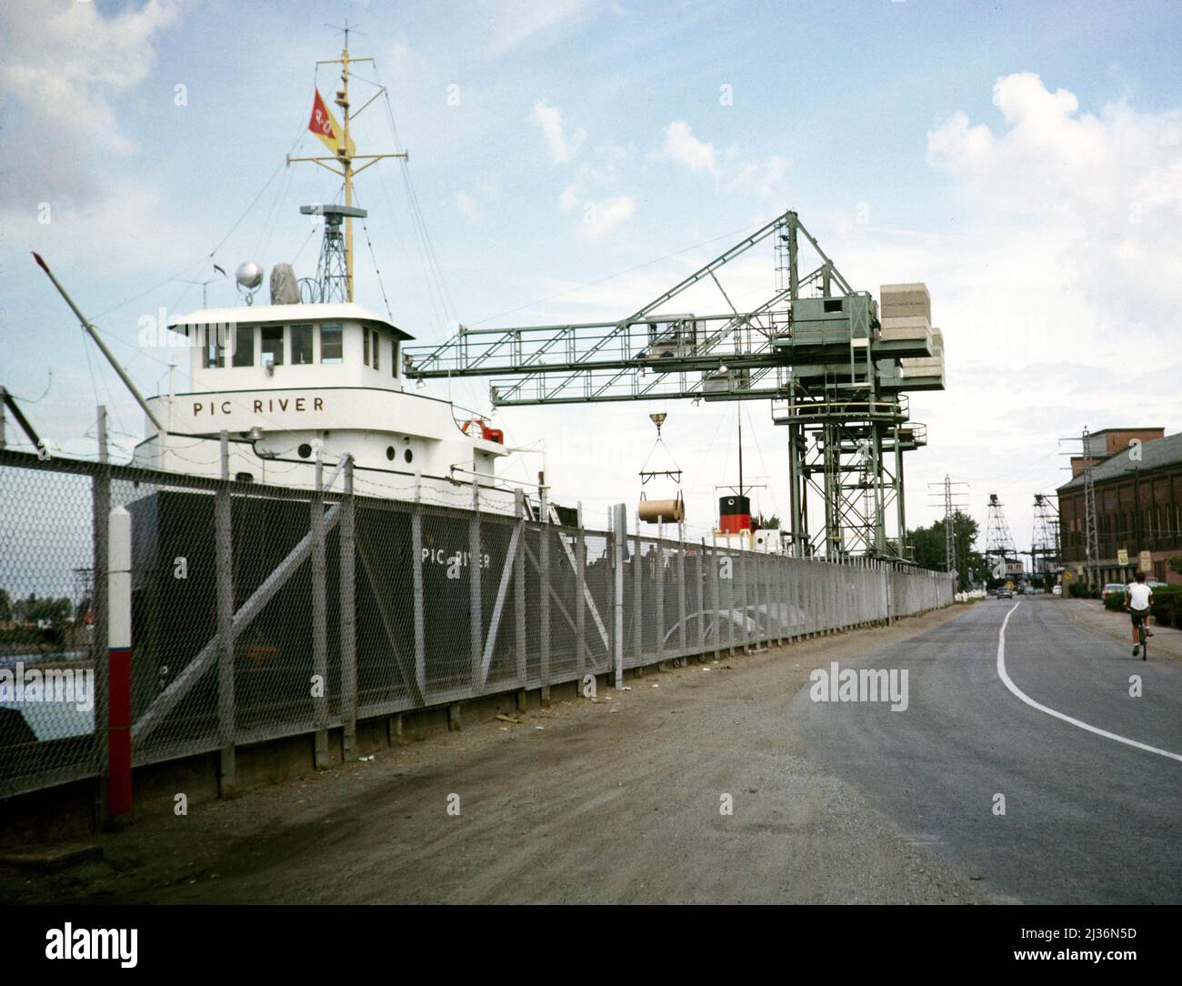 'Pic River' cargo ship ( 1896) and quayside cranes, Welland canal, St ...