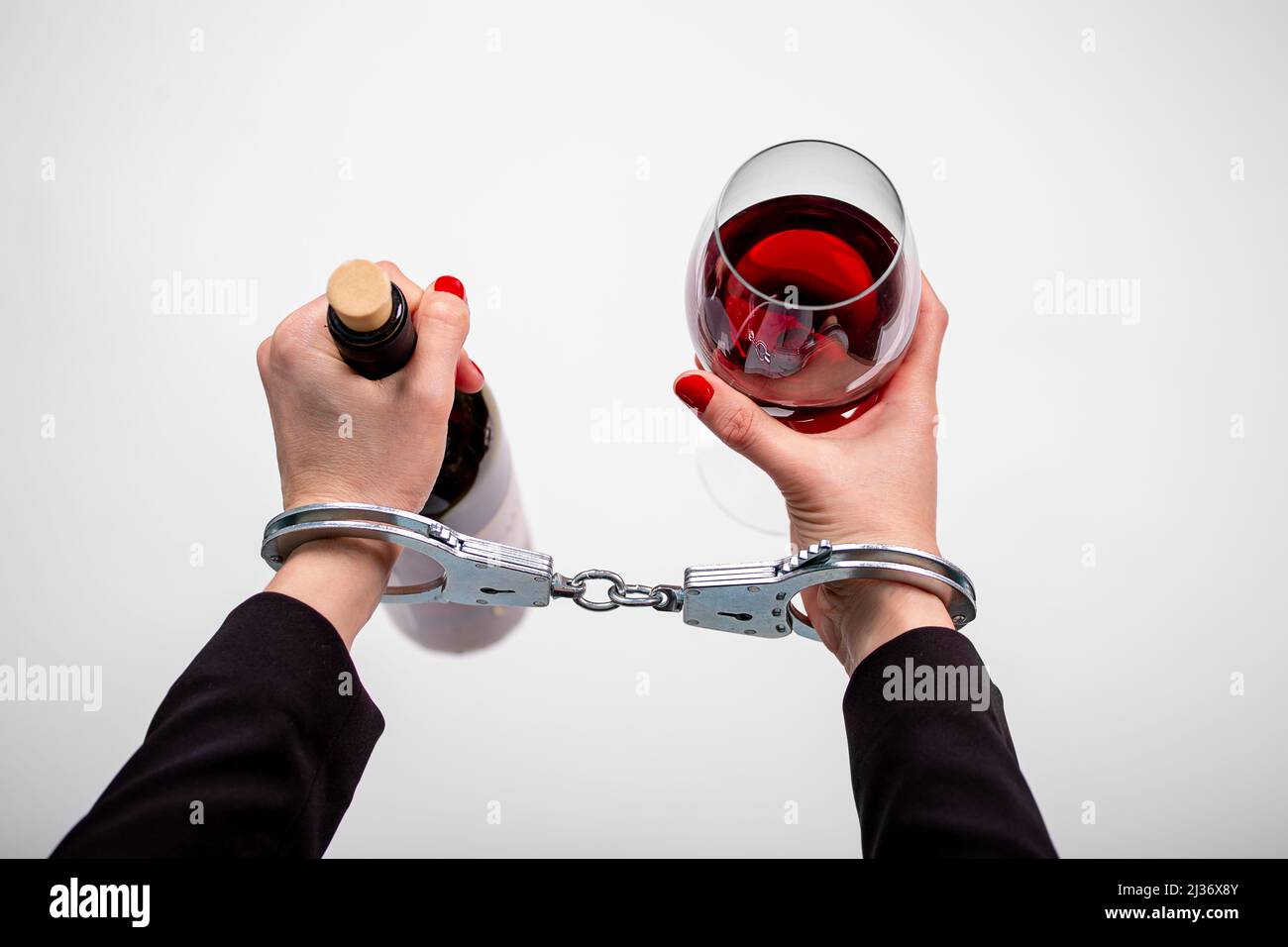 the concept of female alcohol addiction Stock Photo - Alamy