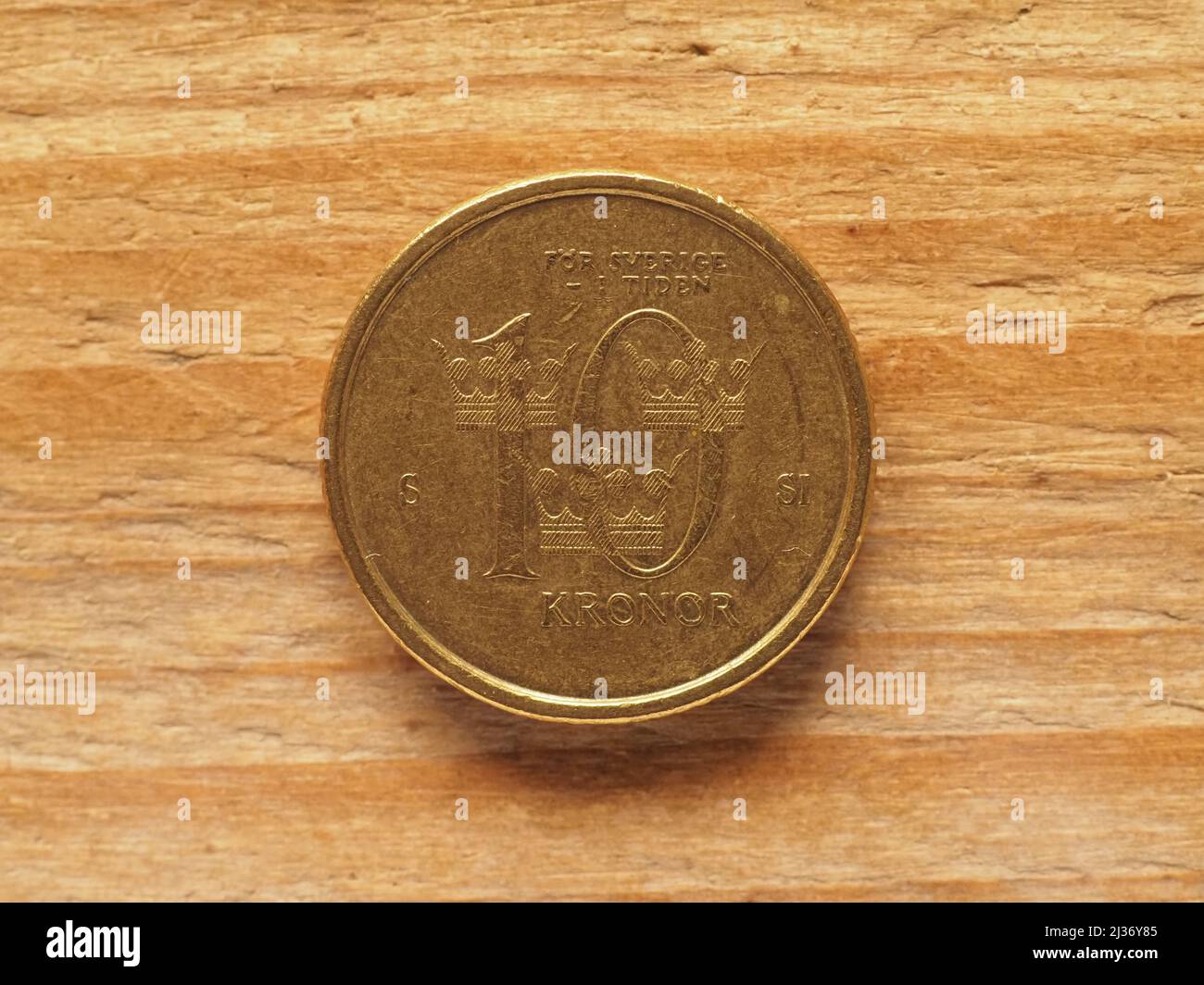 currency of Sweden, ten kronor coin reverse Stock Photo - Alamy