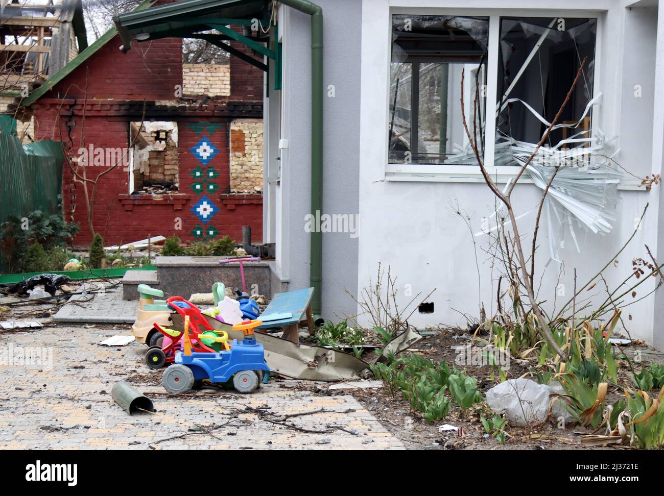 Non Exclusive: BUCHA, UKRAINE - APRIL 5, 2022 - Children's toys are ...