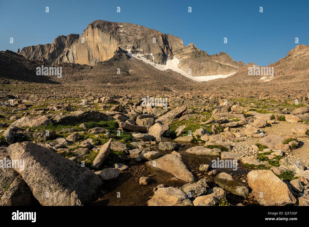 Longs peak boulder field hi-res stock photography and images - Alamy
