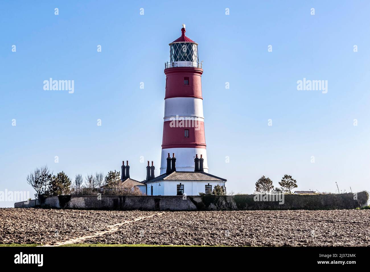 Red and White candy striped lighthouse at Happisburgh, East Norfolk ...