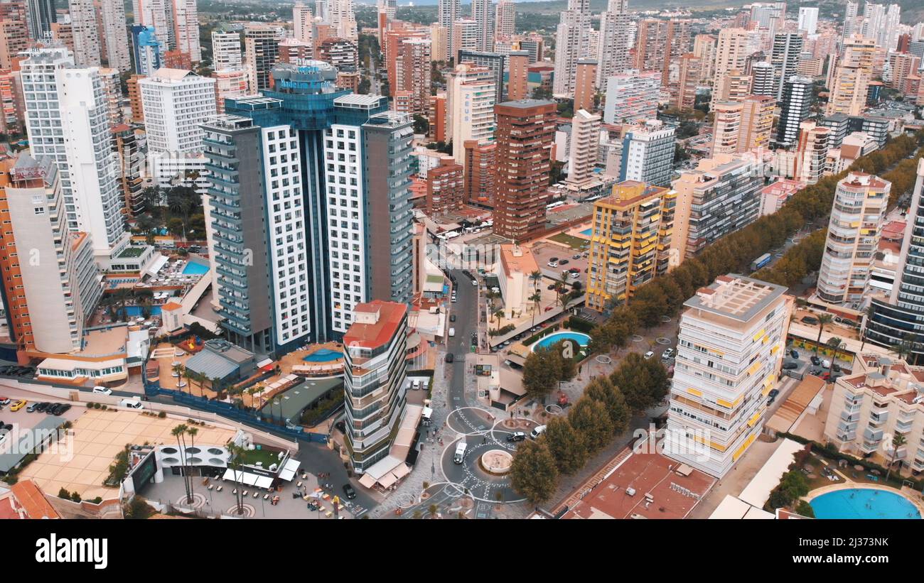 Urbanity and greenery hi-res stock photography and images - Alamy