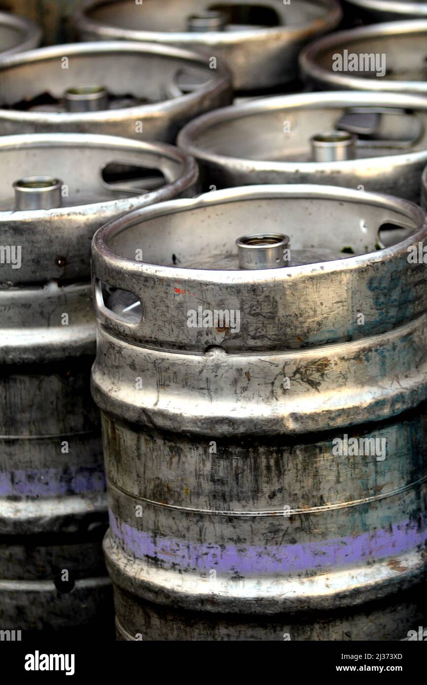 Large metal vats hi-res stock photography and images - Alamy