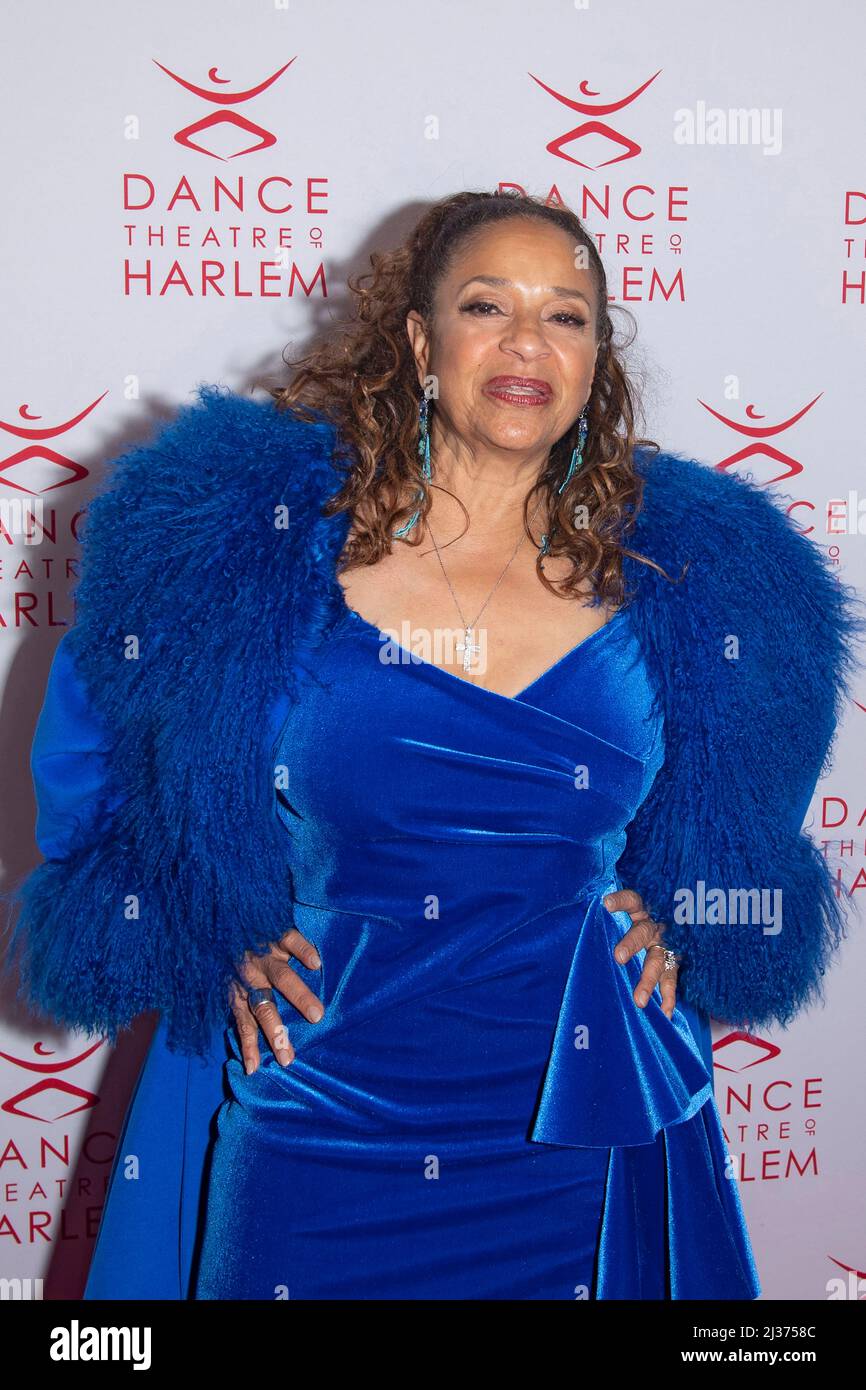 Debbie Allen attends the Dance Theater of Harlem Annual Vision Gala ...