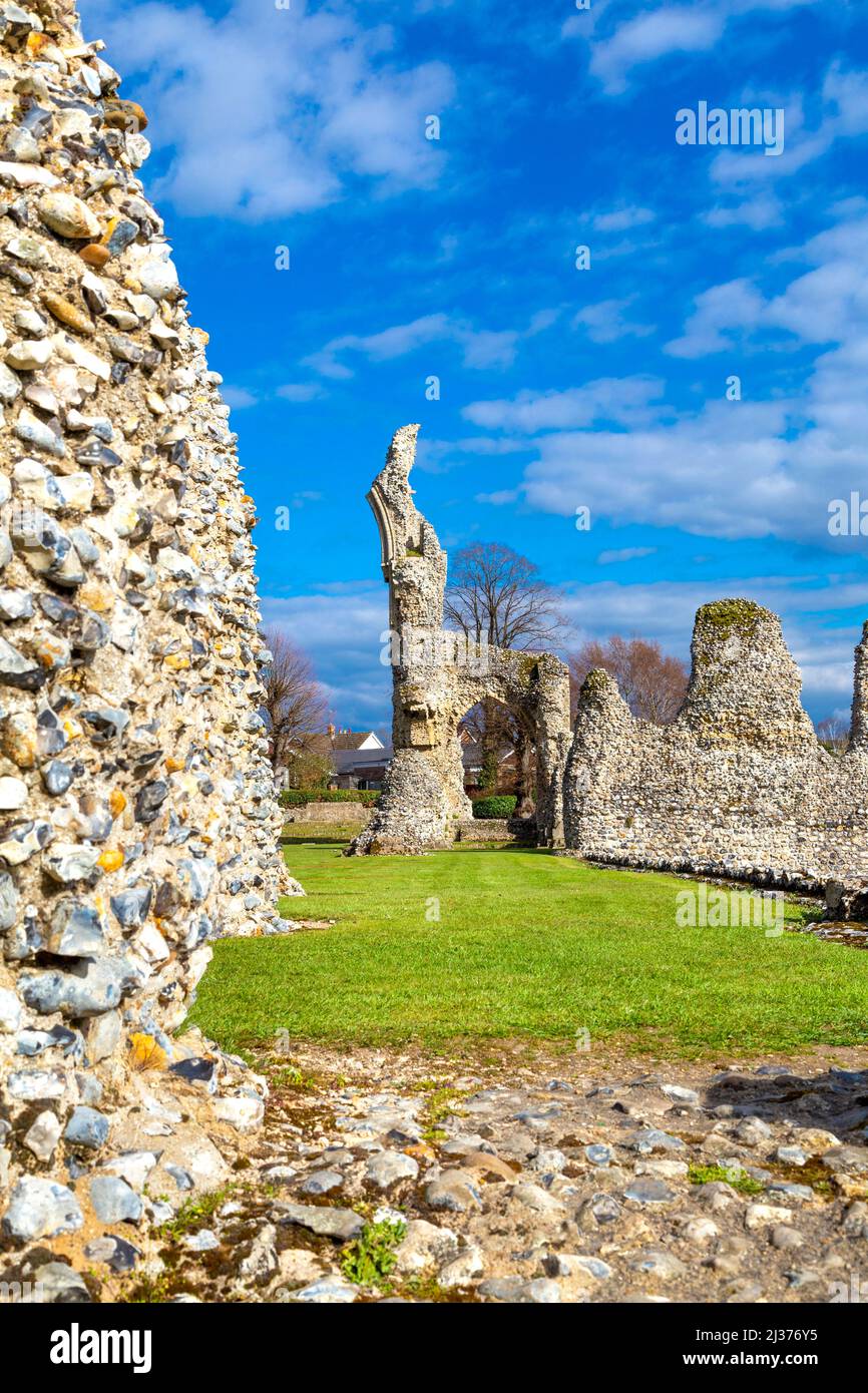 Ruins of the 12th century monastery Thetford Priory in Thetford ...