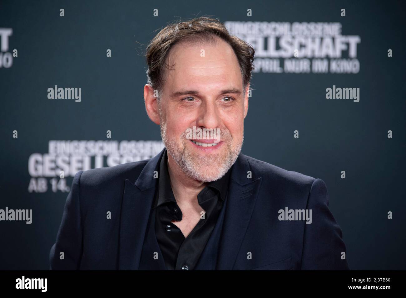 Cologne, Deutschland. 05th Apr, 2022. Actor Thomas LOIBL plays the role ...