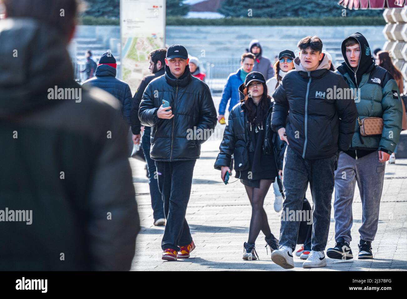 Russia, Moscow. Local residents on a street Stock Photo - Alamy