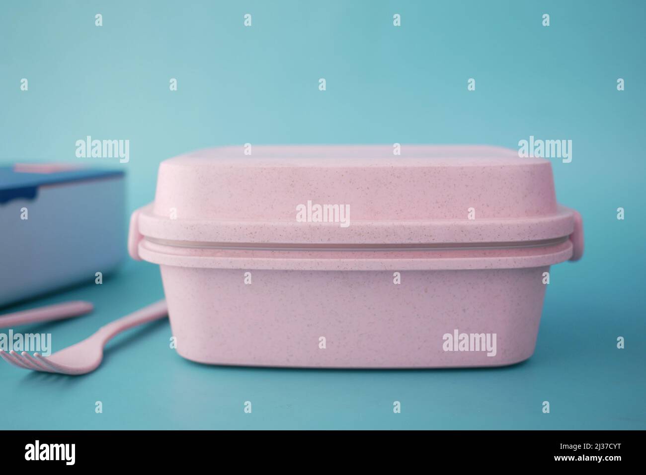 School lunch box hi-res stock photography and images - Alamy