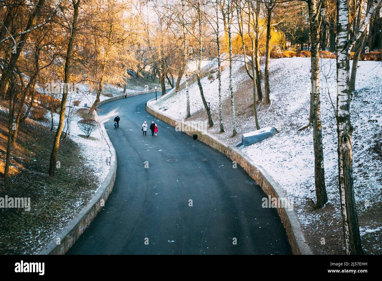 People walks in city park in Gomel, Belarus Stock Photo - Alamy