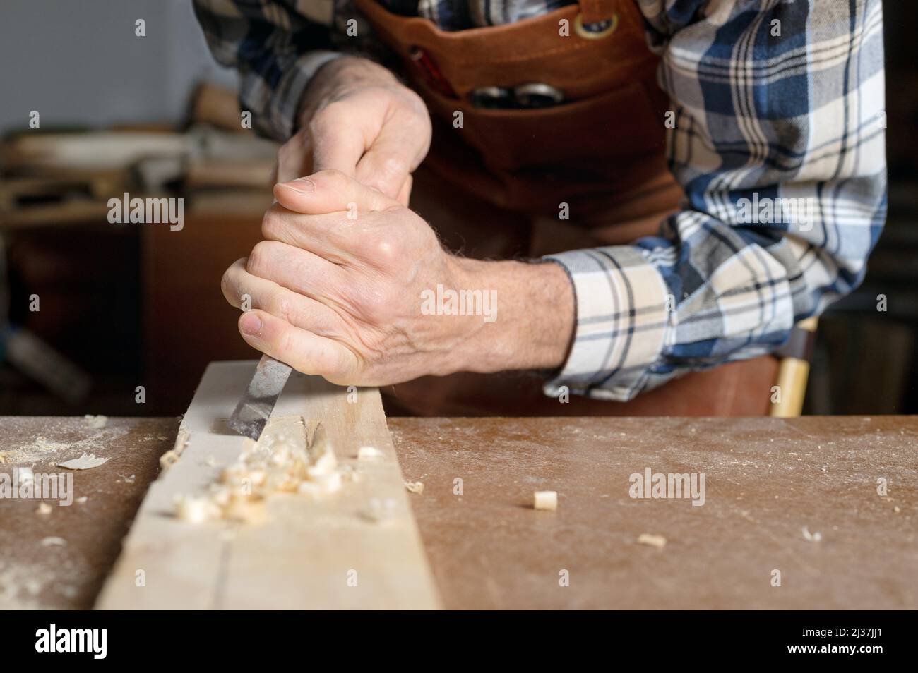Carpenter wood carving High Resolution Stock Photography and Images - Alamy