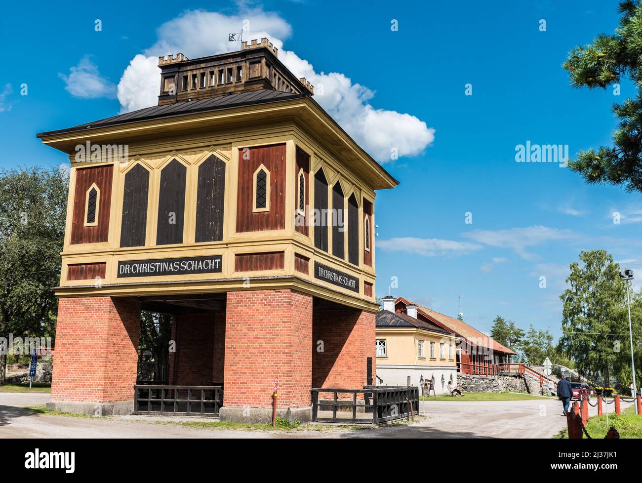 Vintage mine sign hi-res stock photography and images - Alamy