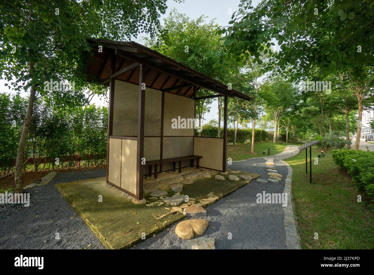Wooden japanese house hi-res stock photography and images - Alamy