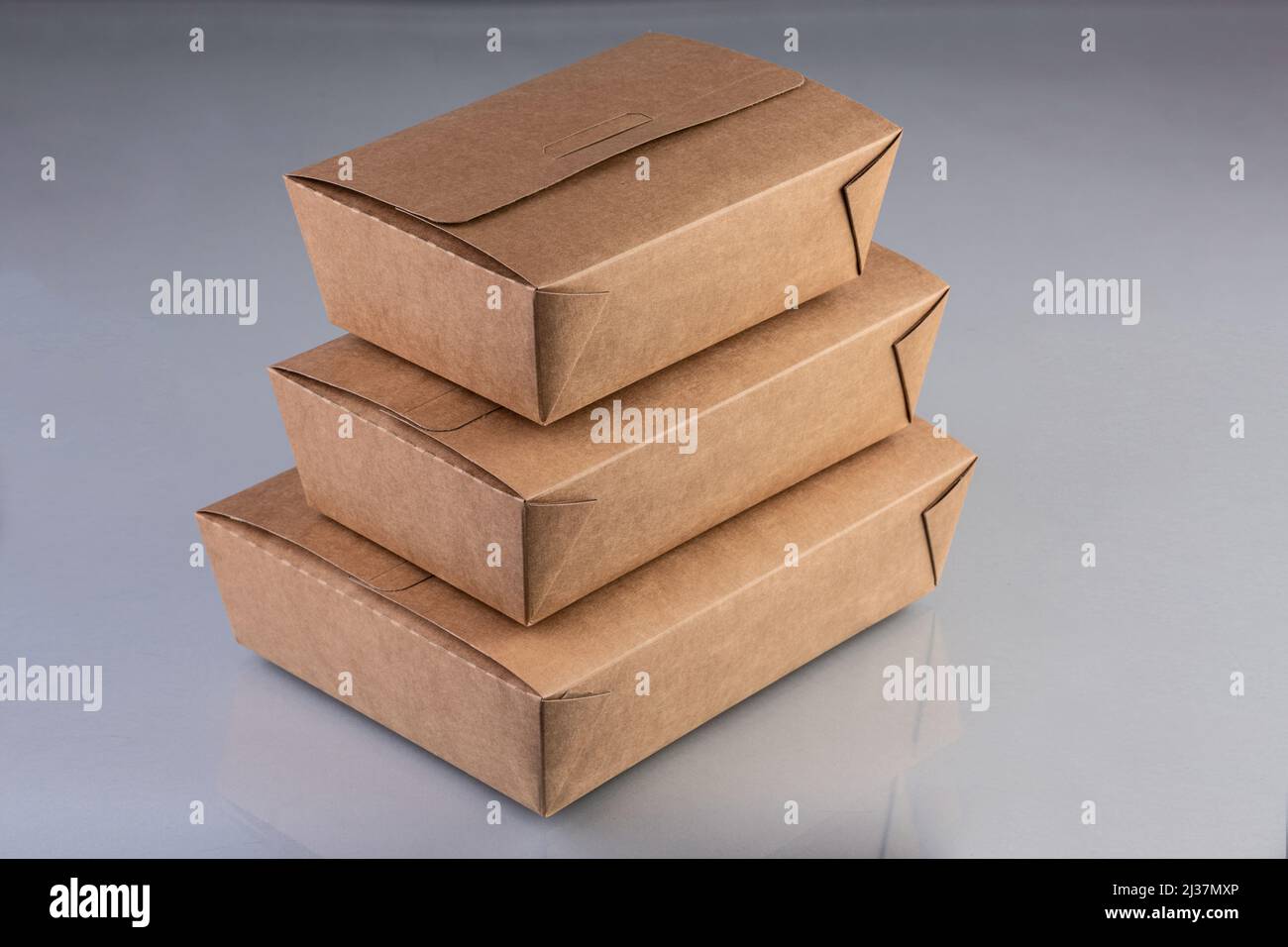 Cartoon brown boxes & plates for food & Salad with different sizes ...