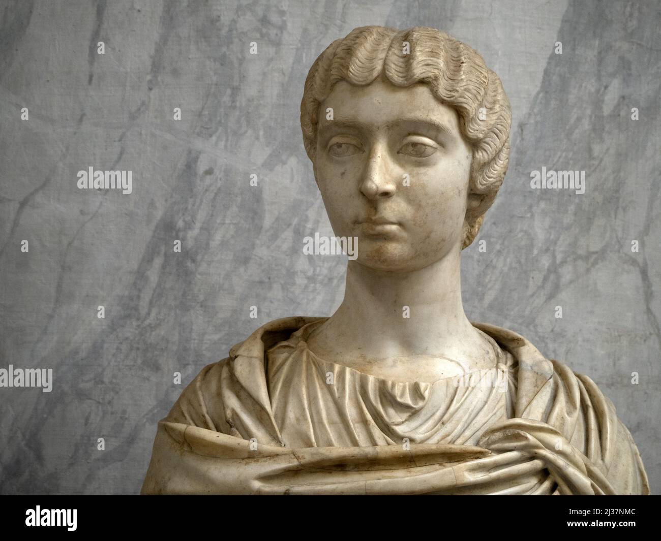 old marble roman figure sculpture statue detail Stock Photo - Alamy