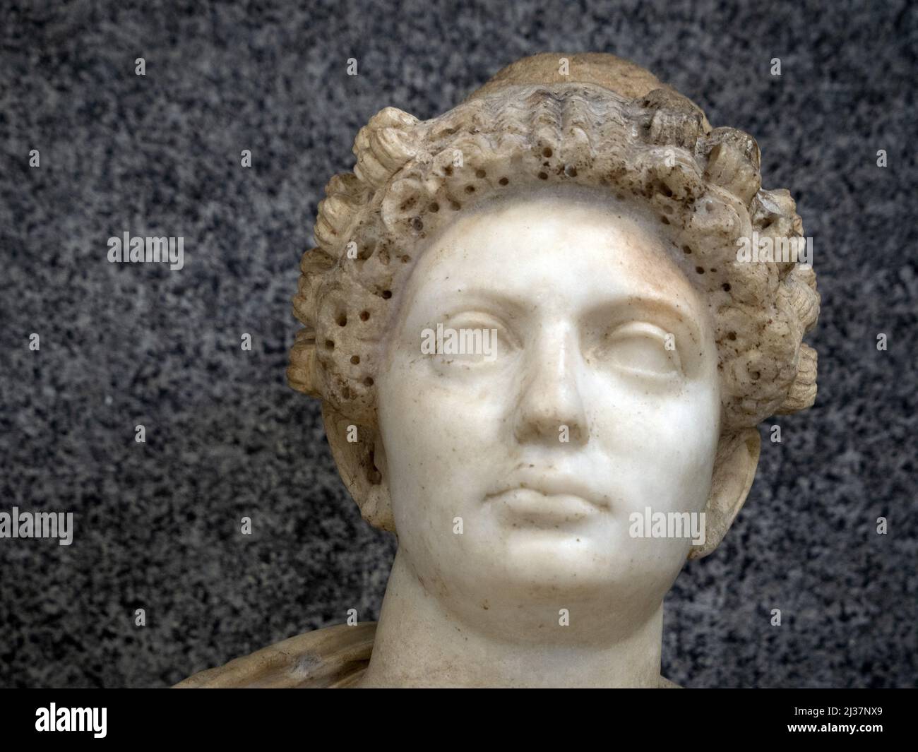 old marble roman figure sculpture statue detail Stock Photo - Alamy