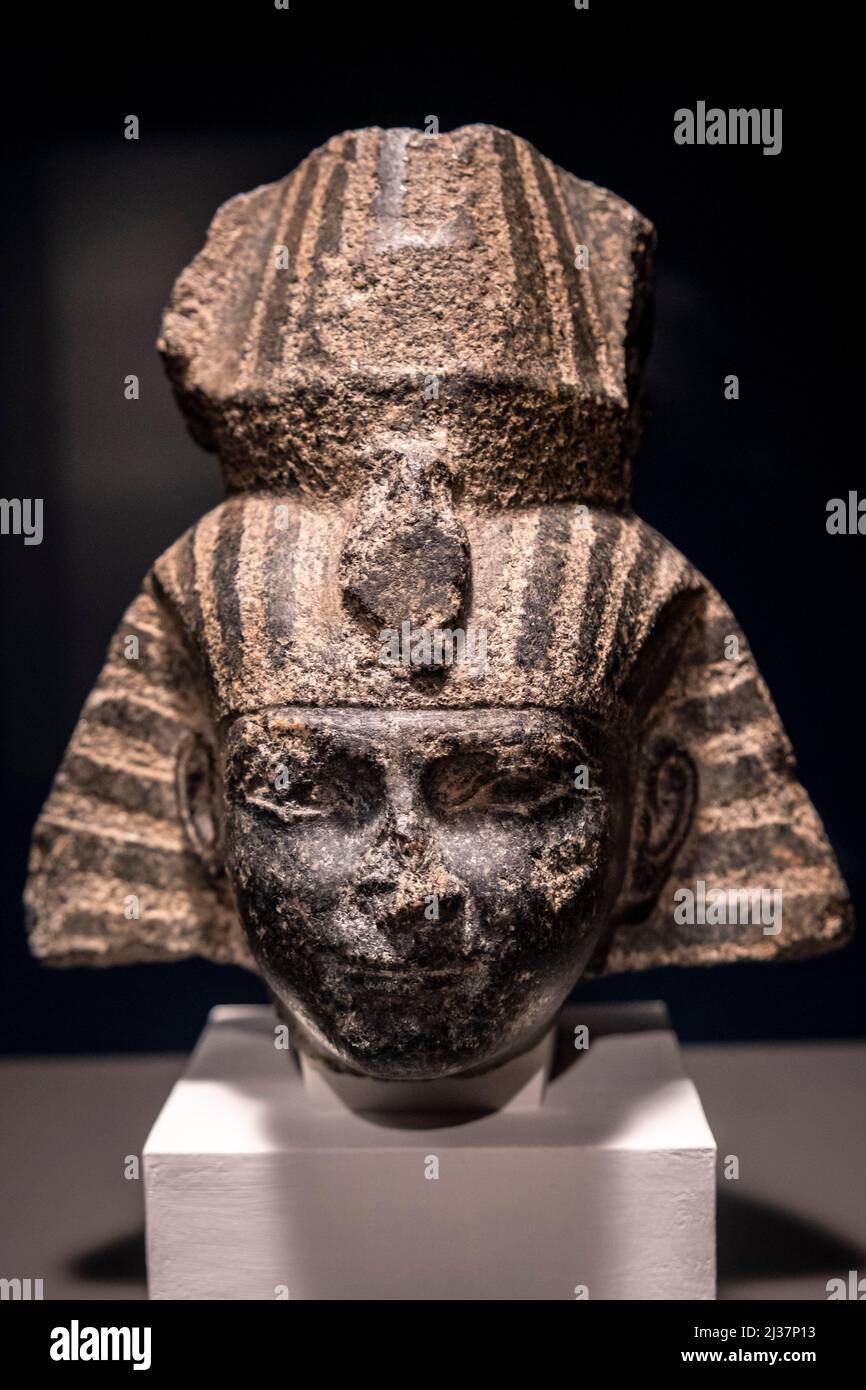 probably head of pharaoh Shabaka, granite, 25th dynasty, 716-702 BC ...