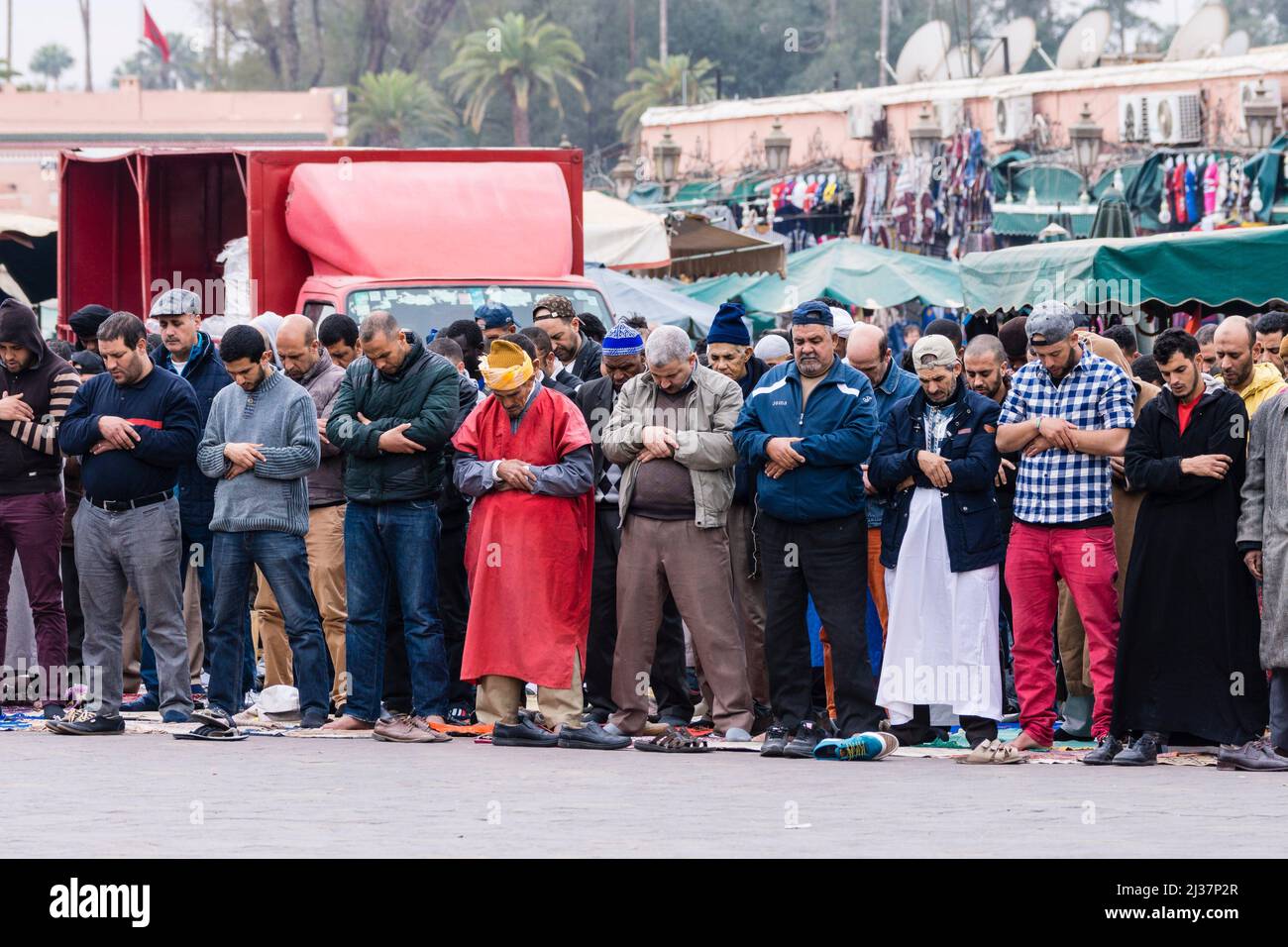 Muslims praying africa hi-res stock photography and images - Alamy