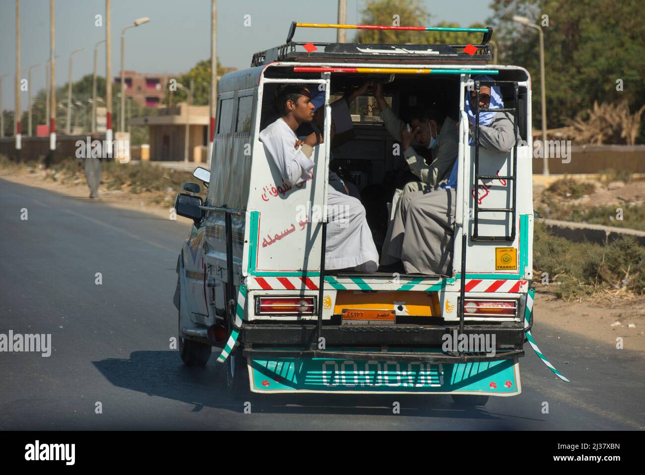 Human taxi hi-res stock photography and images - Alamy