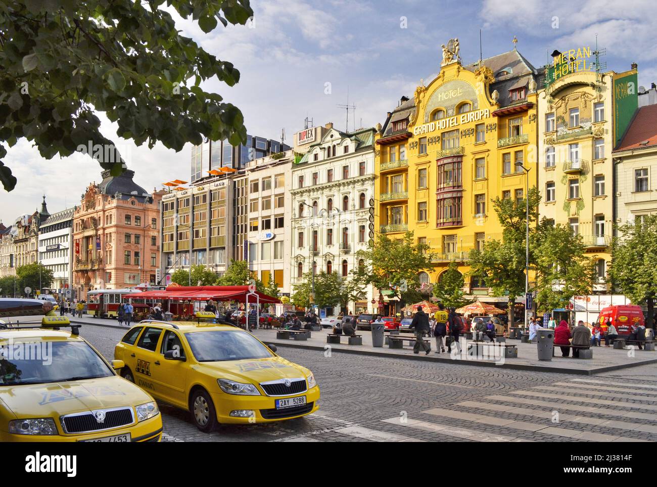 Boulevard europa hi-res stock photography and images - Alamy