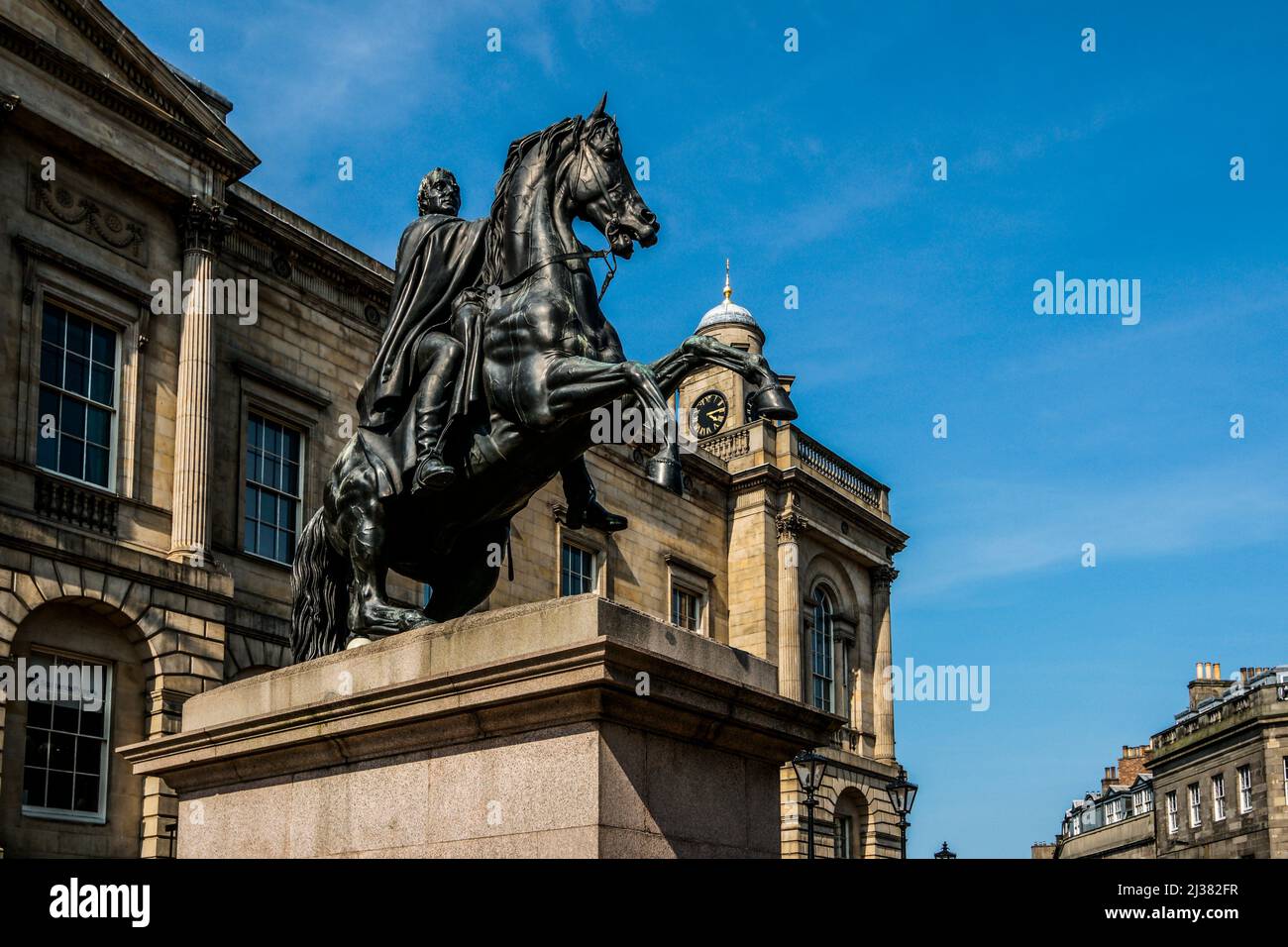 Duke of wellington statue wales hi-res stock photography and images - Alamy