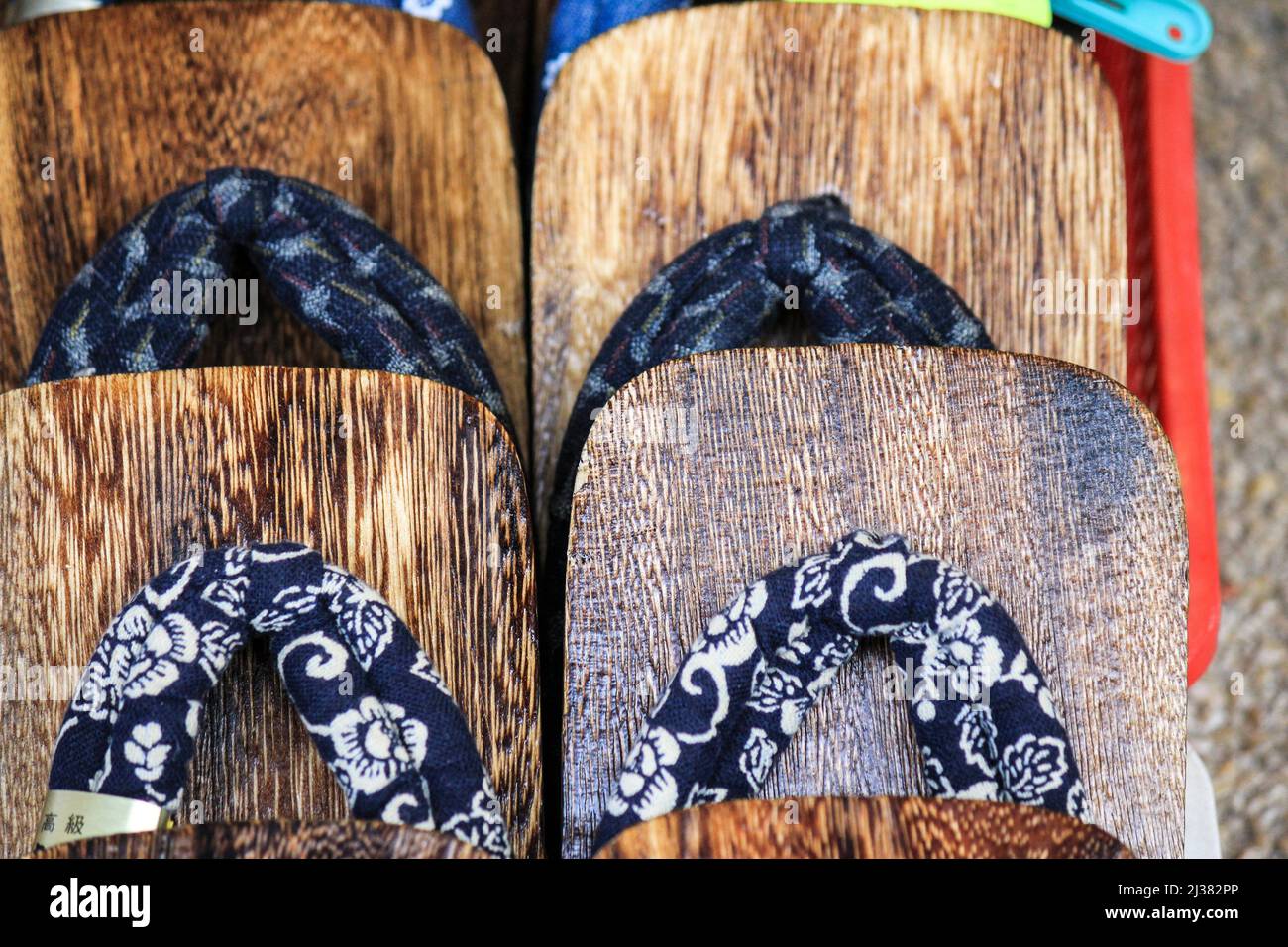 Geta japan hi-res stock photography and images - Alamy