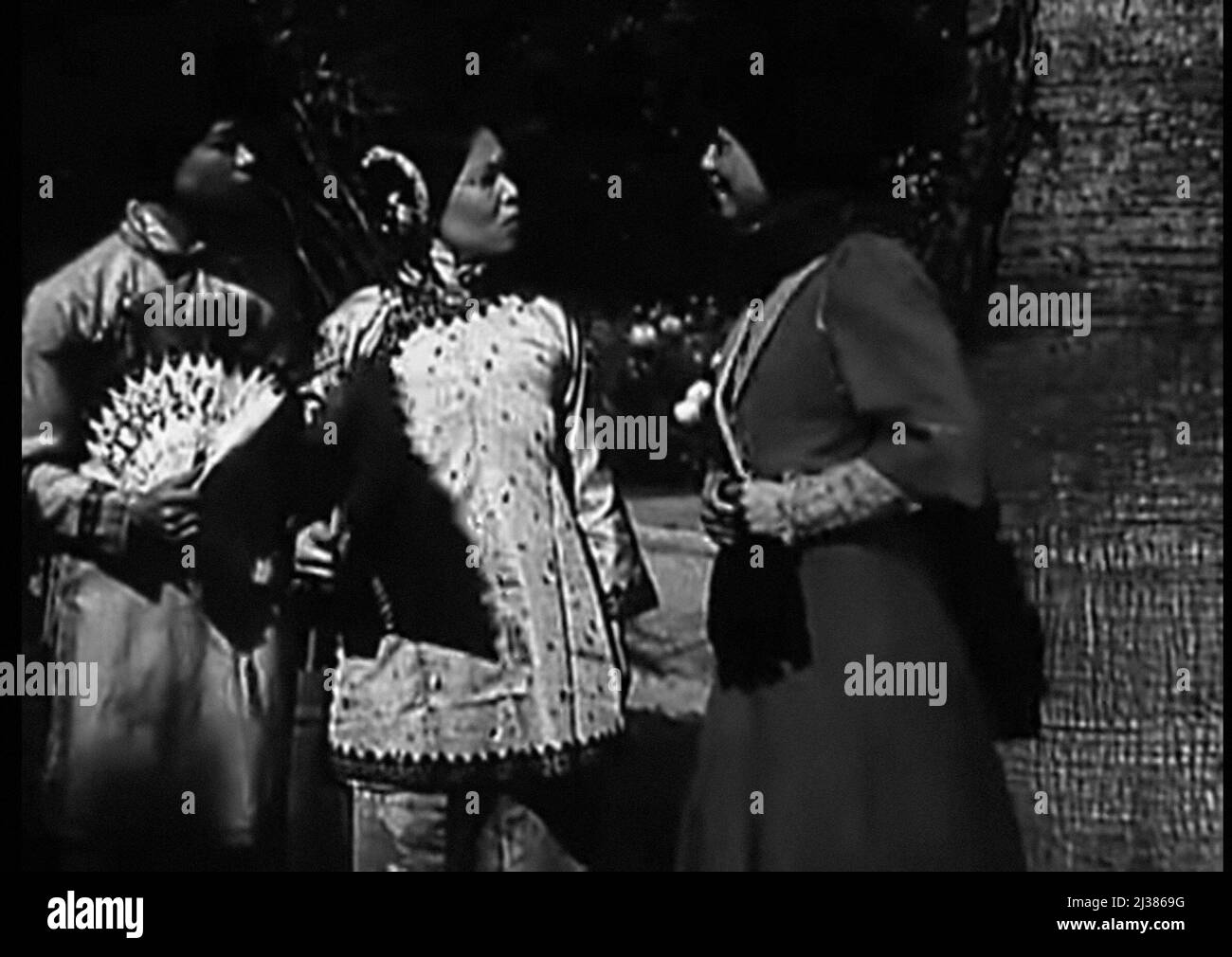 The Toll Of The Sea 1922 starring Anna May Wong directed by Chester M ...