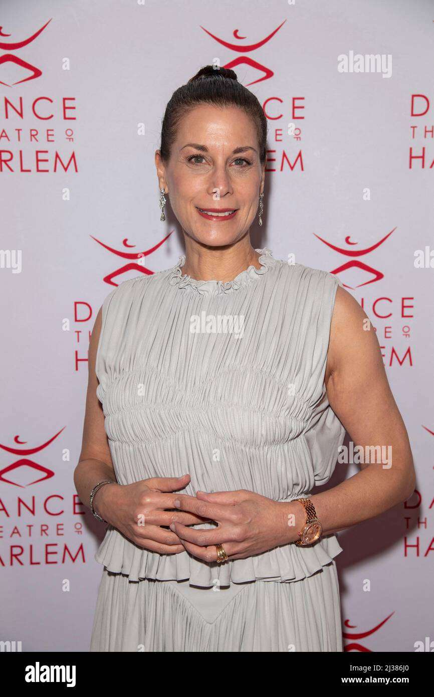 Dr. Wendy Ziecheck attends the Dance Theater of Harlem Annual Vision ...