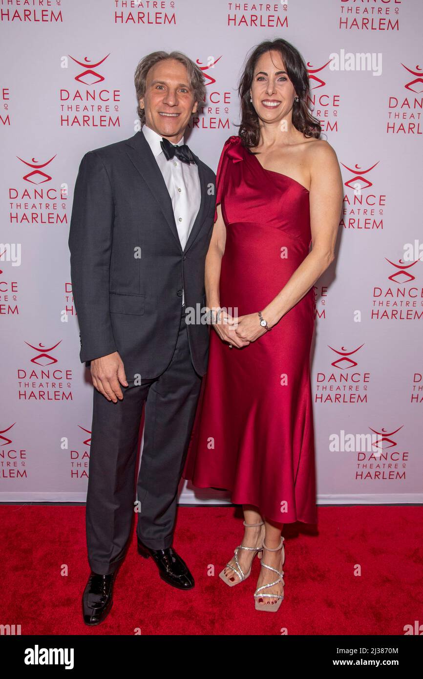 New York, United States. 05th Apr, 2022. Kevin Cofsky and Abbey Cofsky ...