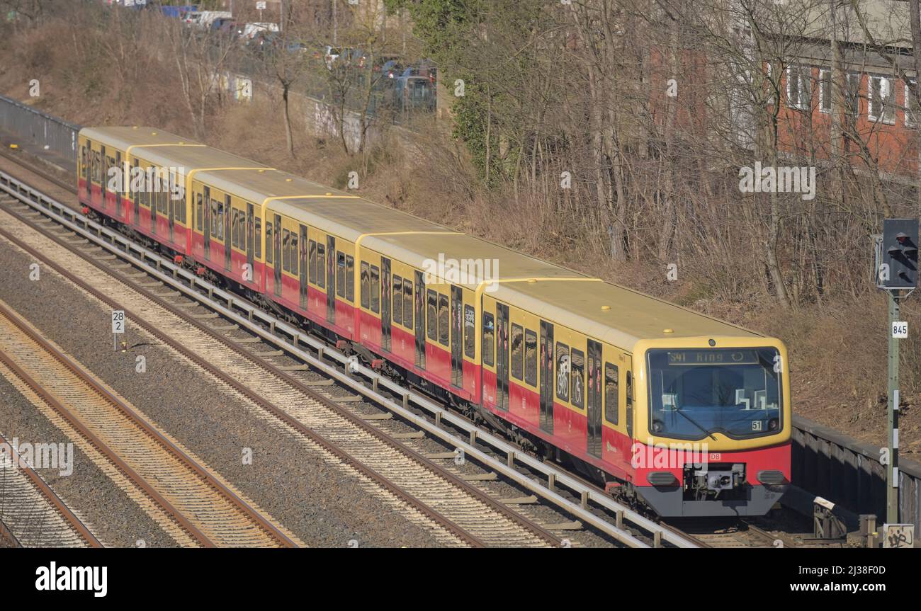 Ringbahn s bahn hi-res stock photography and images - Alamy