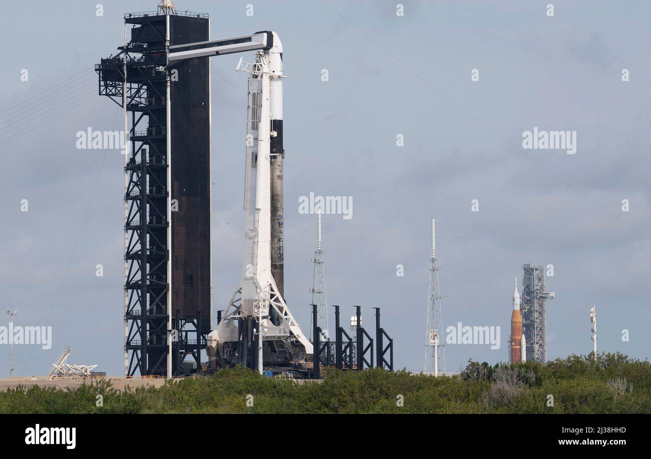 NASA s Space Launch System (SLS) rocket with the Orion spacecraft ...