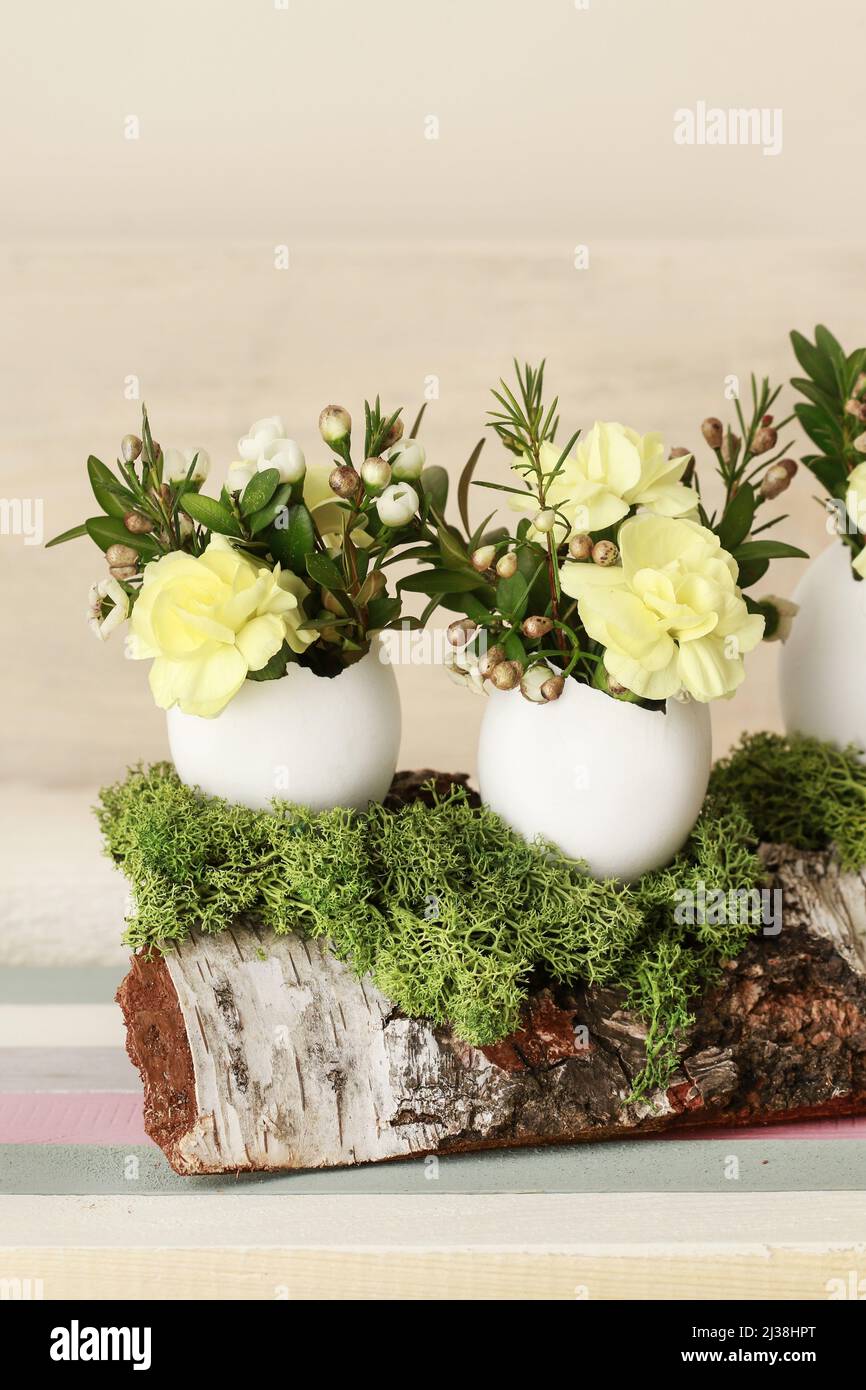 Florist at work: How to make simple Easter decoration with egg shell ...