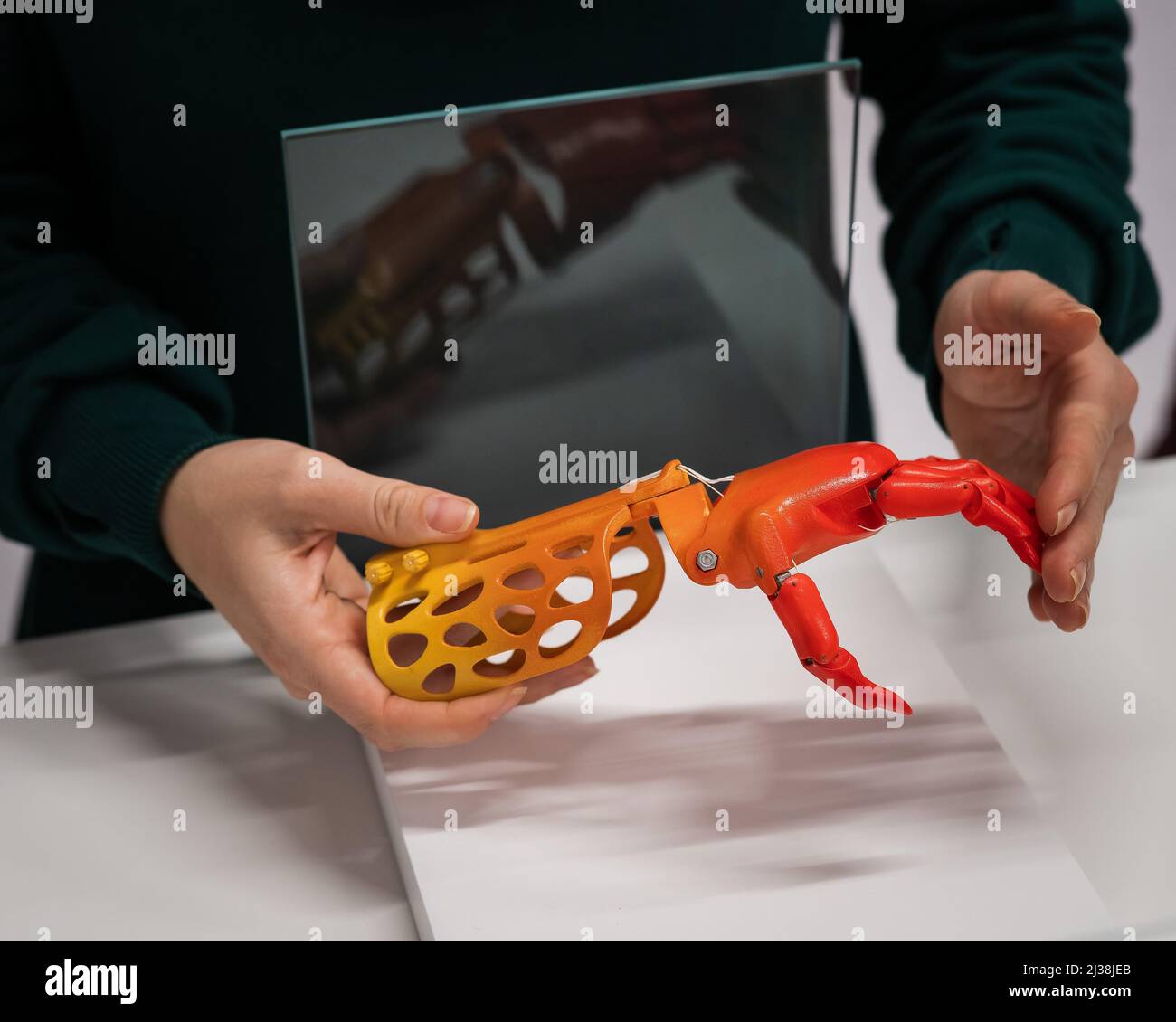 3d printed prosthetic arm hi-res stock photography and images - Alamy