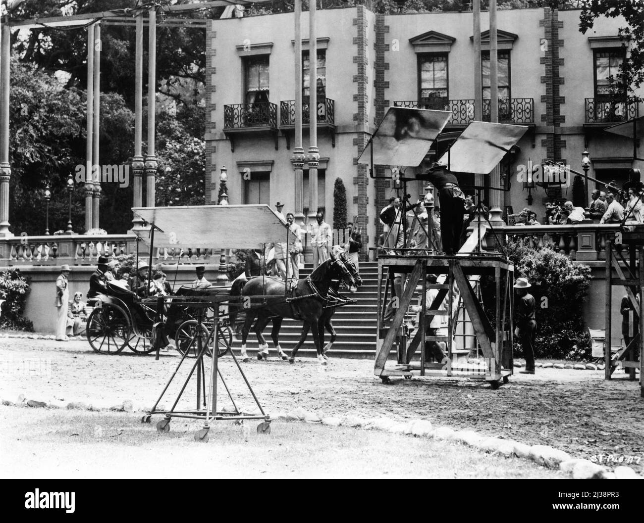 Second Unit Movie Crew filming scene on Mansion Set with doubles for ...