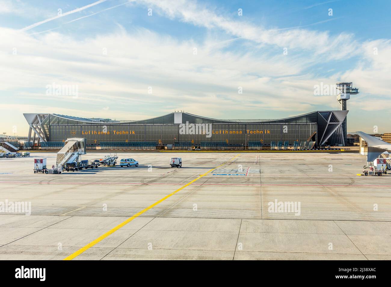 Maintanance hall hi-res stock photography and images - Alamy