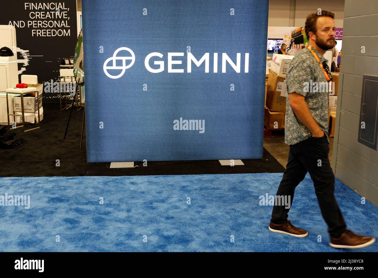 Gemini trust hi-res stock photography and images - Alamy