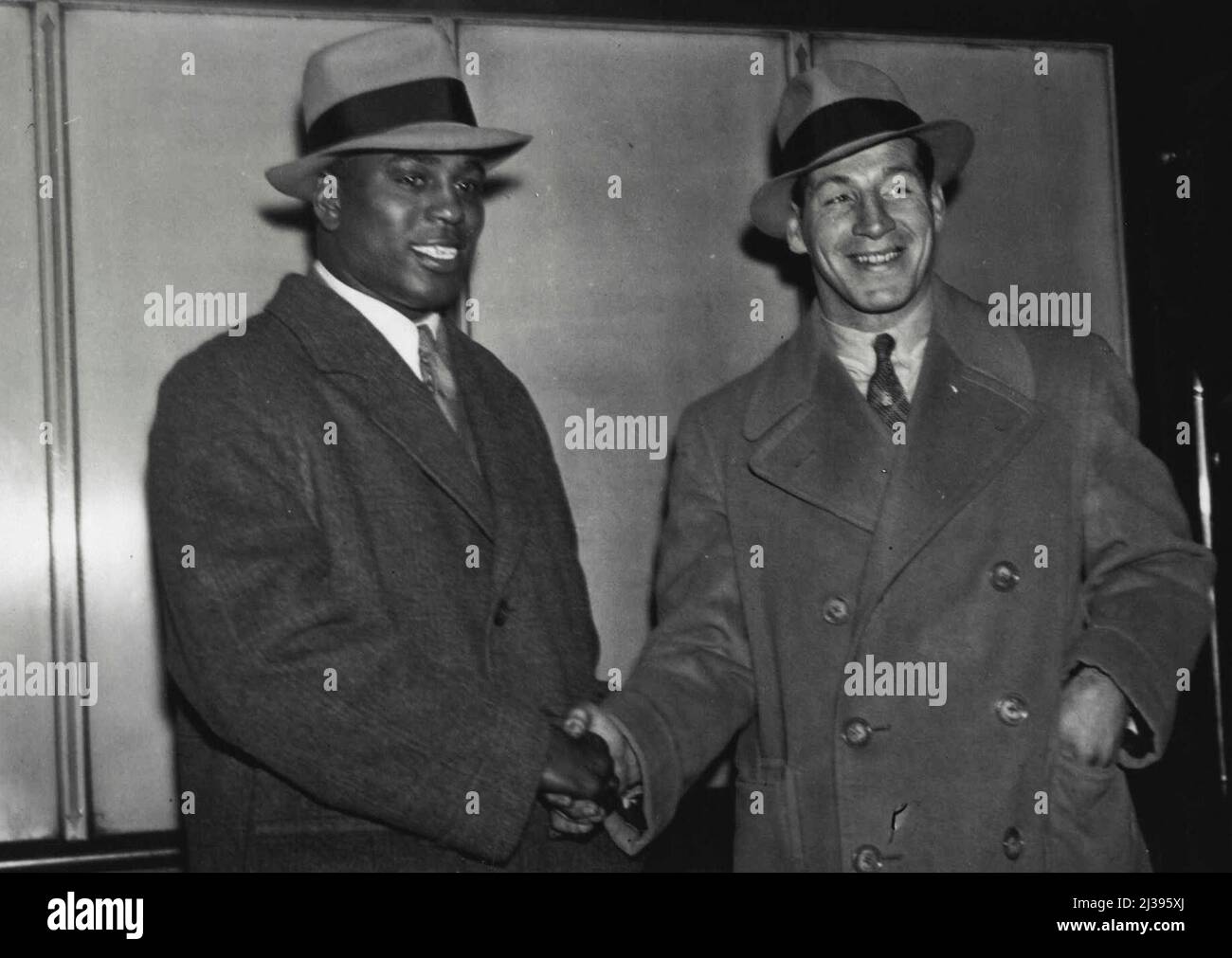Lewis Arrives For Fight With Len Harvey -- John Henry Lewis with his ...