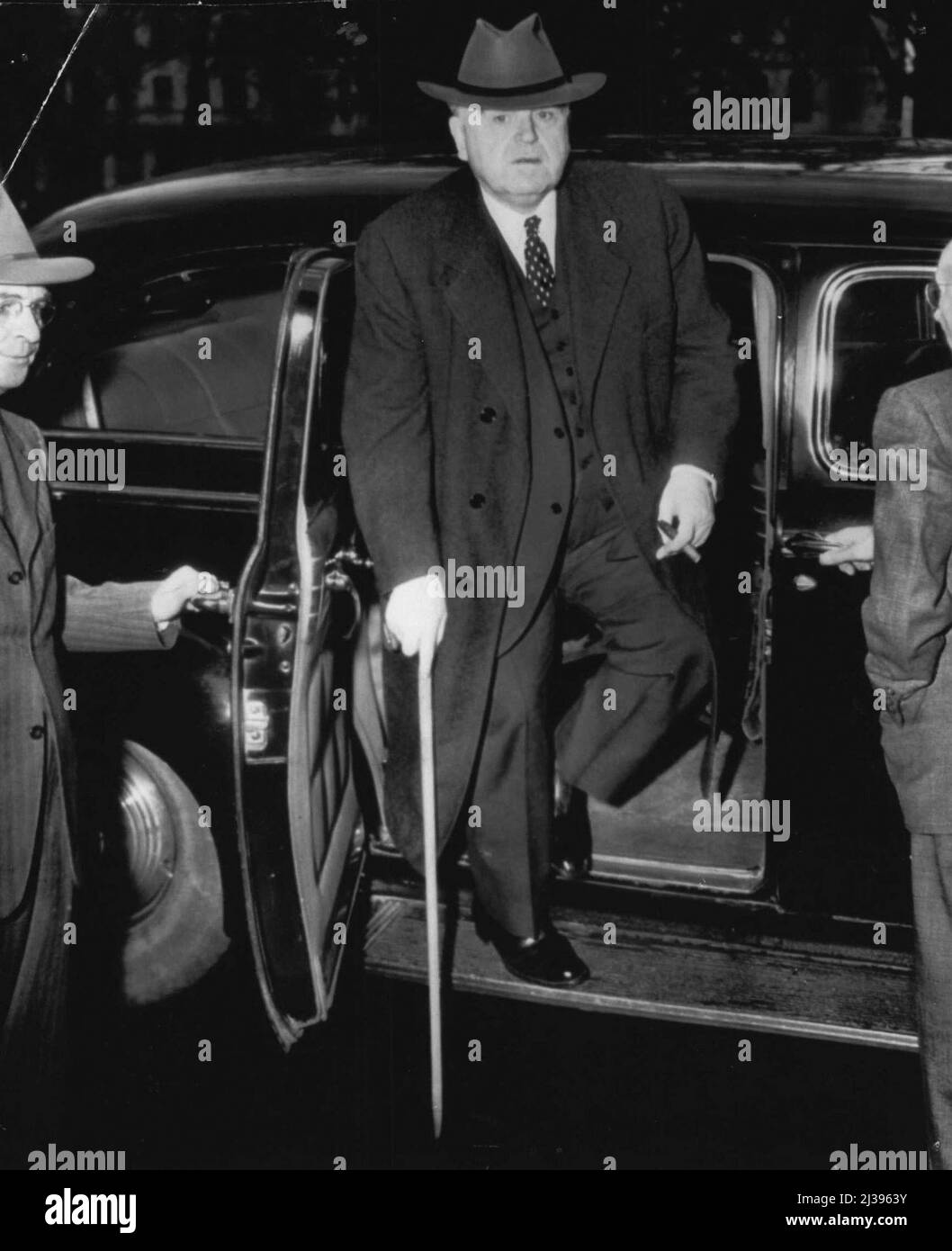 American isolationist hi-res stock photography and images - Alamy