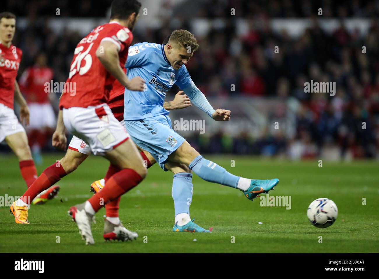 Viktor gyokeres coventry 2022 hi-res stock photography and images - Alamy