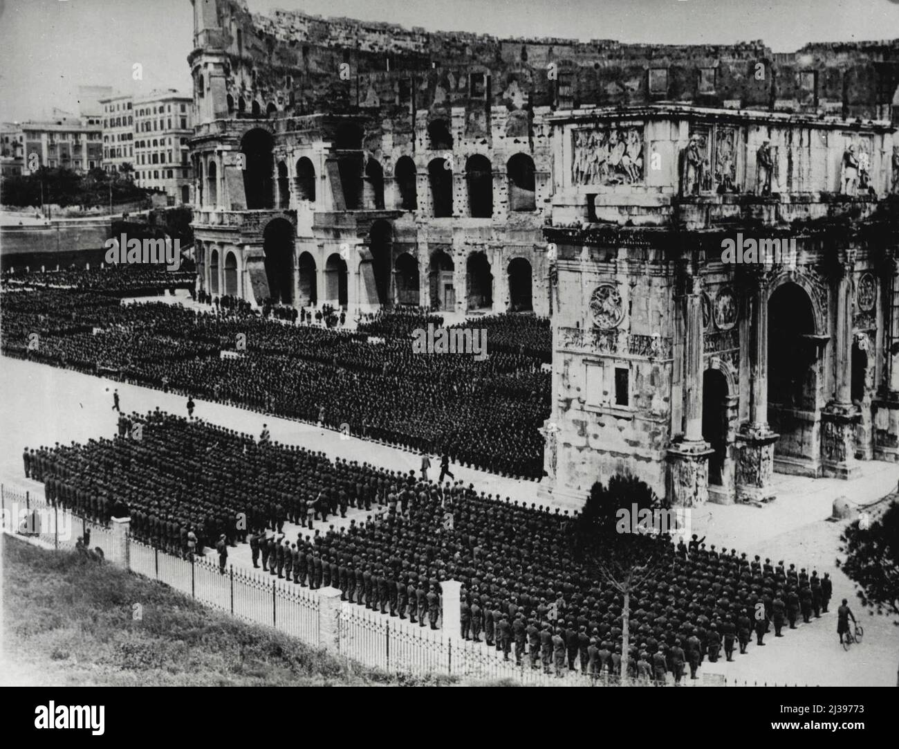 Opera nazionale balilla hi-res stock photography and images - Alamy