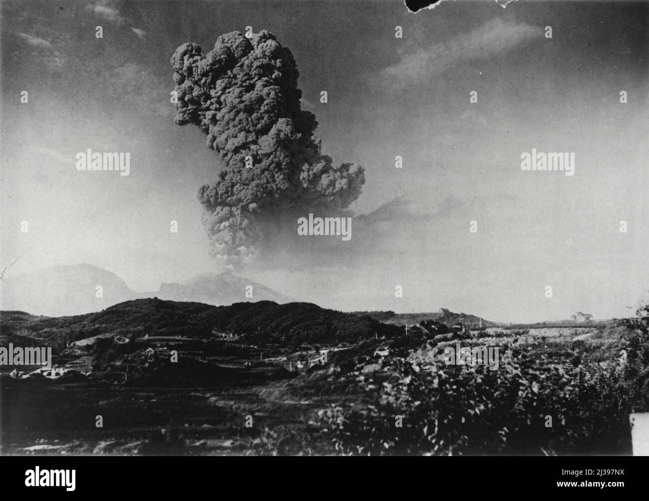 Karusawa hi-res stock photography and images - Alamy