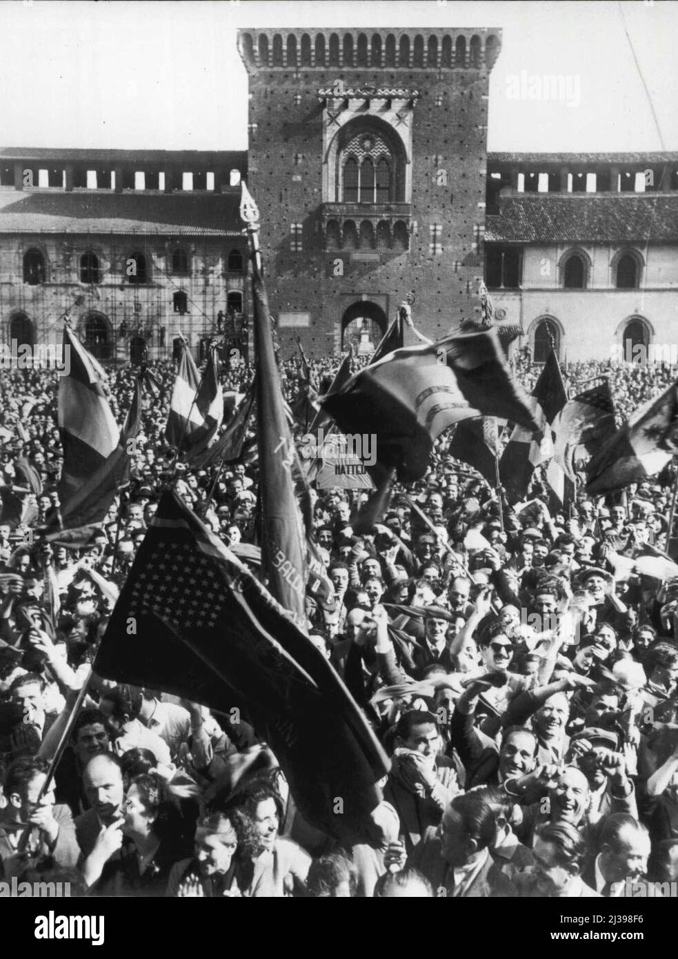 Milan Partisans Celebrate Liberation - Flag-waving Partisans gather in ...
