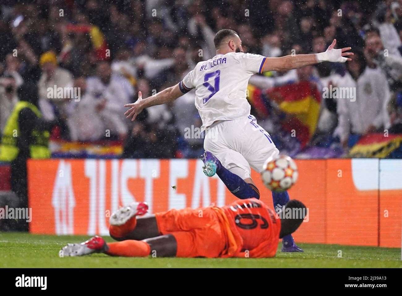 Karim benzema 2022 celebration hi-res stock photography and images - Alamy